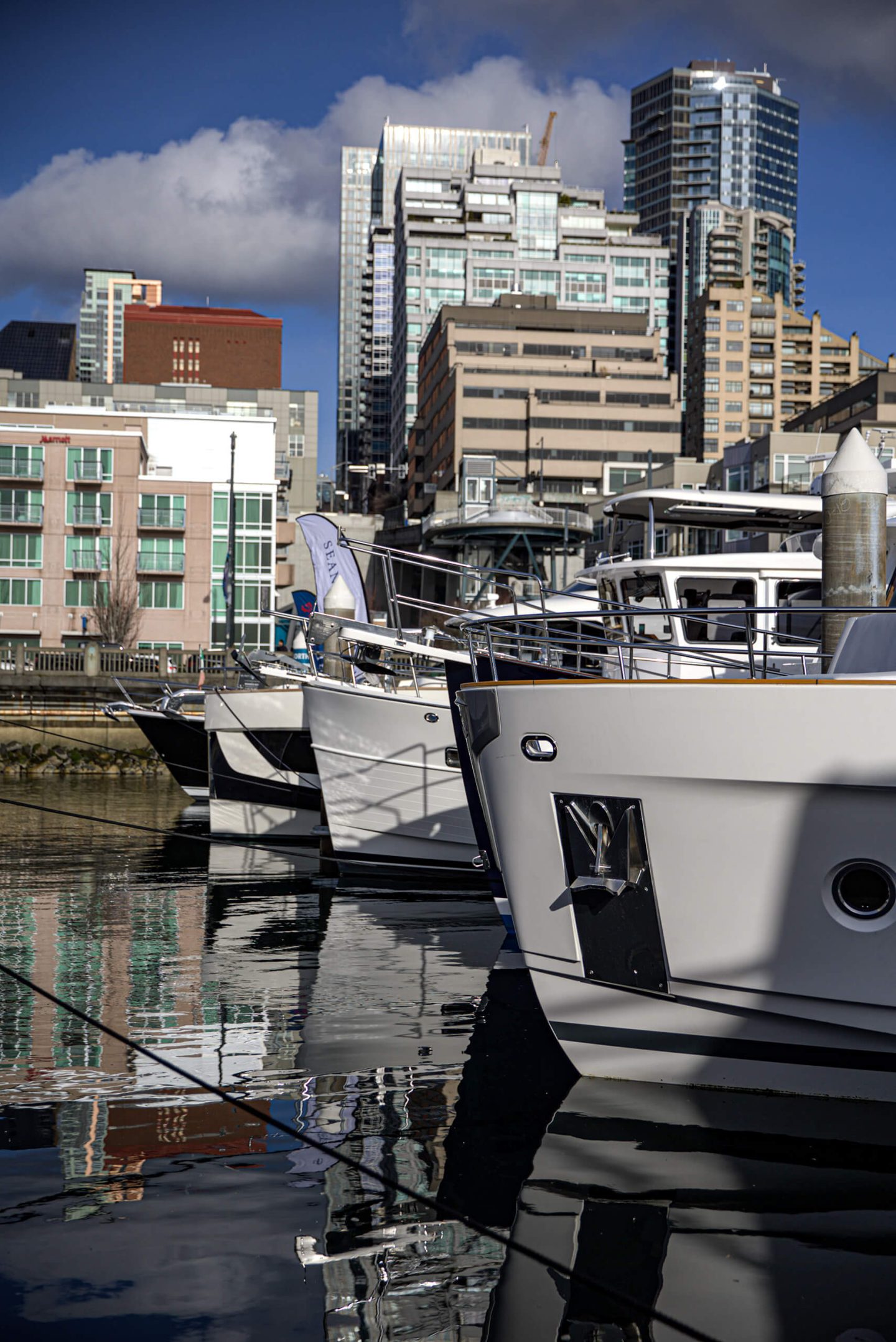 Bell Harbor Marina - Seattle Boat Show